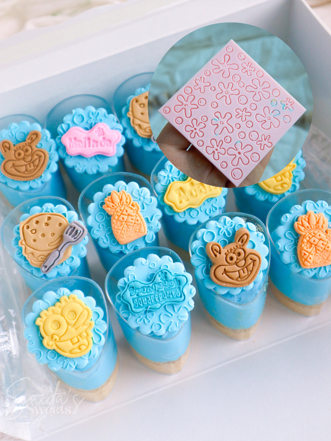Sponge cartoon background embosser – Saida's Sweets